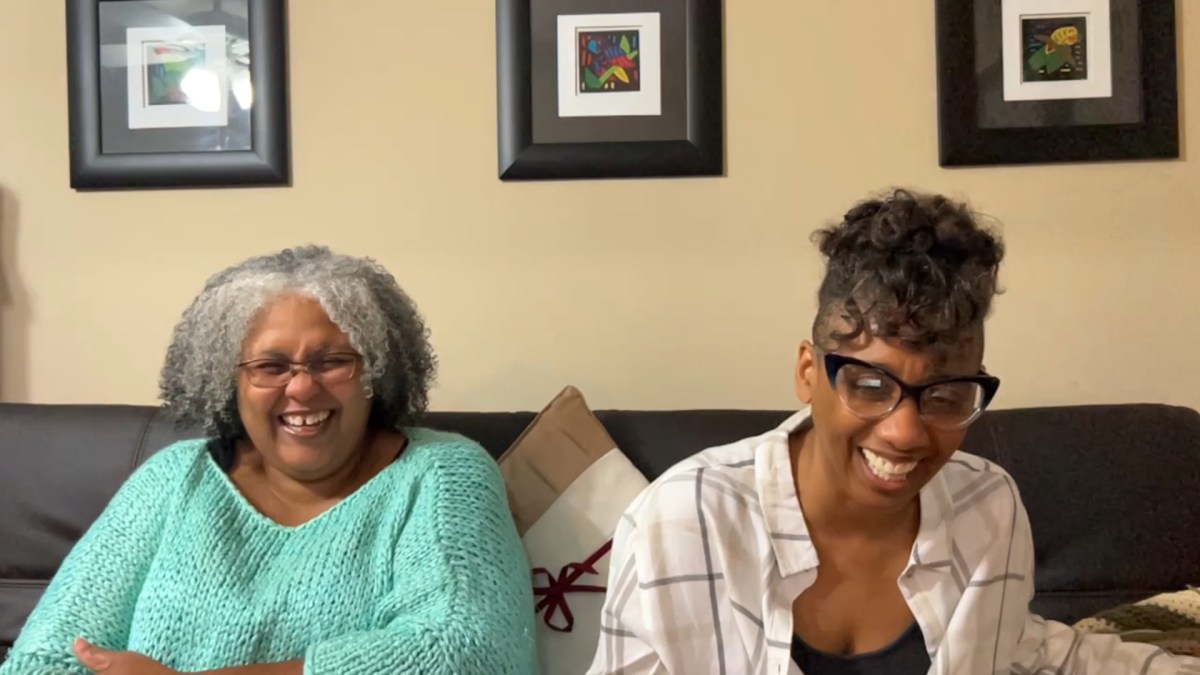 Sit and Stitch – Three of Skeins Knit and Crochet Podcast